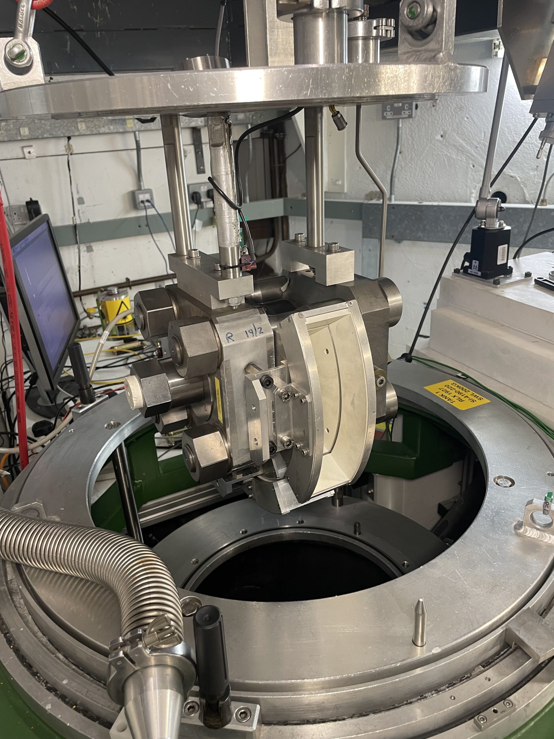 Pearl | ISIS Neutron and Muon Source